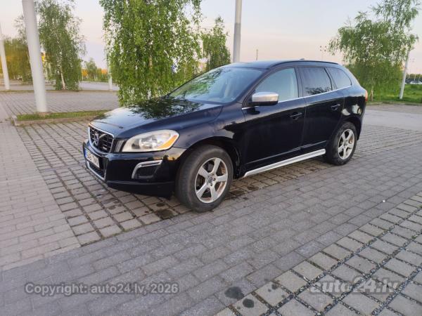 Melns Volvo XC60 2010 Tallina, ar dzinēja tilpumu 2.40 L un nobraukumu 345 tūkst. km par 7800 €, foto 2 vietnē AUTOMOTO.COM.LV