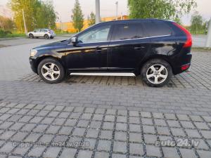 Melns Volvo XC60 2010 Tallina, ar dzinēja tilpumu 2.40 L un nobraukumu 345 tūkst. km par 7800 €, foto 5 vietnē AUTOMOTO.COM.LV
