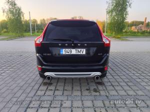 Melns Volvo XC60 2010 Tallina, ar dzinēja tilpumu 2.40 L un nobraukumu 345 tūkst. km par 7800 €, foto 8 vietnē AUTOMOTO.COM.LV