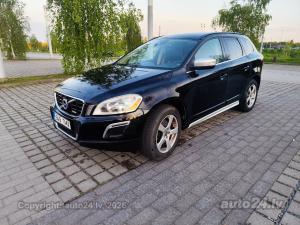 Melns Volvo XC60 2010 Tallina, ar dzinēja tilpumu 2.40 L un nobraukumu 345 tūkst. km par 7800 €, foto 15 vietnē AUTOMOTO.COM.LV