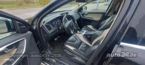 Melns Volvo XC60 2010 Tallina, ar dzinēja tilpumu 2.40 L un nobraukumu 345 tūkst. km par 7800 €, foto 16 vietnē AUTOMOTO.COM.LV