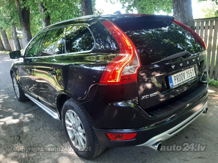 Черный Вольво ХС60 2010 в Тарту, объемом двигателя 2.40 л и пробегом 174 тыс. км за 9900 €, фото 4 на AUTOMOTO.COM.LV