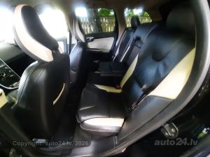 Черный Вольво ХС60 2010 в Тарту, объемом двигателя 2.40 л и пробегом 174 тыс. км за 9900 €, фото 14 на AUTOMOTO.COM.LV