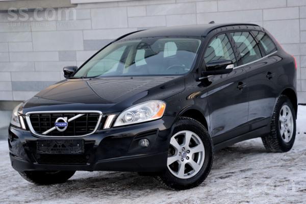 Melns Volvo XC60 2010 Tukums, ar dzinēja tilpumu 2.40 L un nobraukumu 335 tūkst. km par 7750 €, foto 3 vietnē AUTOMOTO.COM.LV