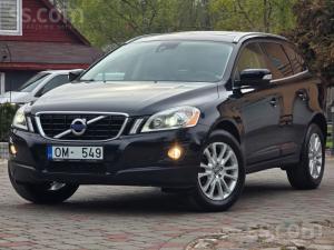 Melns Volvo XC60 2010 Rīga, ar dzinēja tilpumu 2.40 L un nobraukumu 329 tūkst. km par 8350 €, foto  vietnē AUTOMOTO.COM.LV