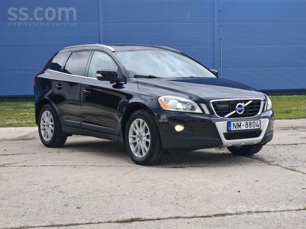 Black Volvo XC60 2010 in Riga, with an engine capacity of 2.40 L and mileage of 288 thousand km for 7290 €, photo 2 on AUTOMOTO.COM.LV
