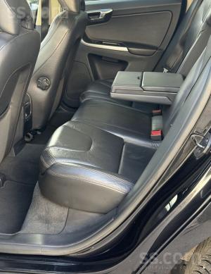 Melns Volvo XC60 2010 Rīga, ar dzinēja tilpumu 2.00 L un nobraukumu 0 tūkst. km par 7200 €, foto 8 vietnē AUTOMOTO.COM.LV
