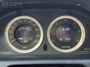 Melns Volvo XC60 2010 Rīga, ar dzinēja tilpumu 2.00 L un nobraukumu 0 tūkst. km par 7200 €, foto 13 vietnē AUTOMOTO.COM.LV