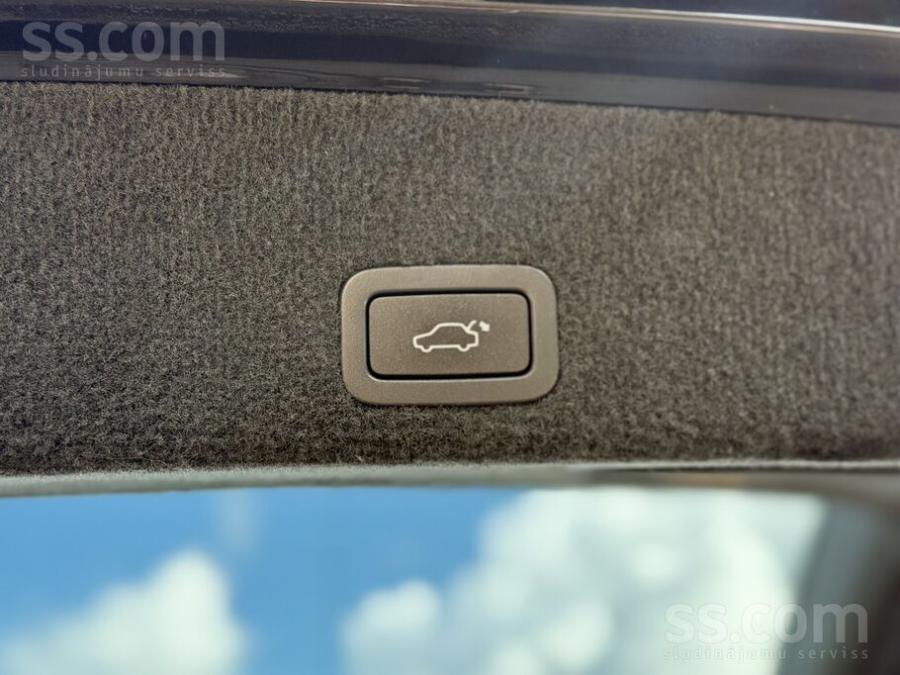 Melns Volvo XC60 2010 Rīga, ar dzinēja tilpumu 2.00 L un nobraukumu 0 tūkst. km par 7200 €, foto 14 vietnē AUTOMOTO.COM.LV