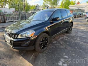 Melns Volvo XC60 2010 Rīga, ar dzinēja tilpumu 2.40 L un nobraukumu 337 tūkst. km par 5000 €, foto  vietnē AUTOMOTO.COM.LV