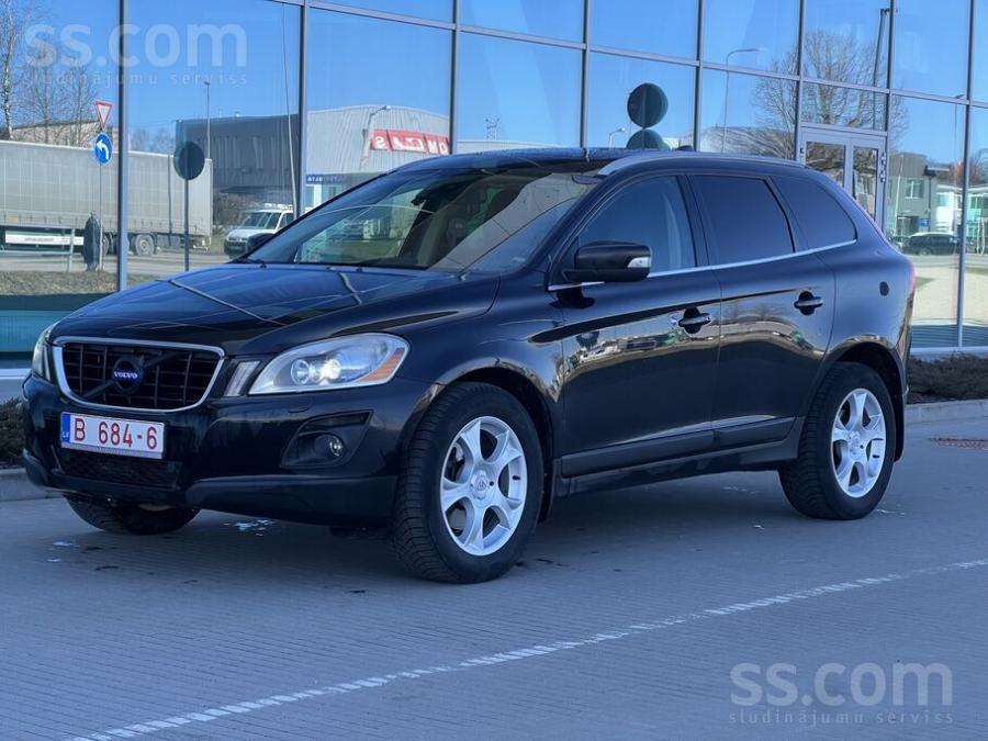 Melns Volvo XC60 2010 Rēzekne, ar dzinēja tilpumu 2.40 L un nobraukumu 0 tūkst. km par 6500 €, foto 3 vietnē AUTOMOTO.COM.LV