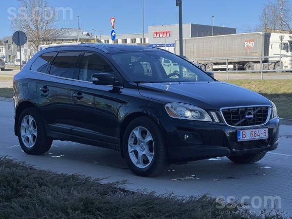 Melns Volvo XC60 2010 Rēzekne, ar dzinēja tilpumu 2.40 L un nobraukumu 0 tūkst. km par 6500 €, foto 3 vietnē AUTOMOTO.COM.LV