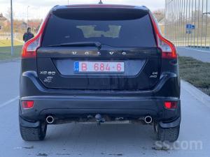 Melns Volvo XC60 2010 Rēzekne, ar dzinēja tilpumu 2.40 L un nobraukumu 0 tūkst. km par 6500 €, foto 6 vietnē AUTOMOTO.COM.LV
