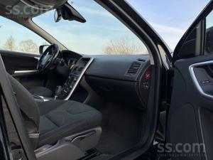 Melns Volvo XC60 2010 Cēsis, ar dzinēja tilpumu 2.40 L un nobraukumu 0 tūkst. km par 8950 €, foto 21 vietnē AUTOMOTO.COM.LV