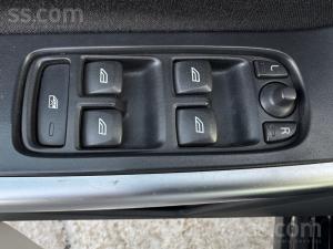 Melns Volvo XC60 2010 Cēsis, ar dzinēja tilpumu 2.40 L un nobraukumu 0 tūkst. km par 8950 €, foto 22 vietnē AUTOMOTO.COM.LV