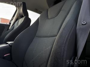 Melns Volvo XC60 2010 Cēsis, ar dzinēja tilpumu 2.40 L un nobraukumu 0 tūkst. km par 8950 €, foto 23 vietnē AUTOMOTO.COM.LV