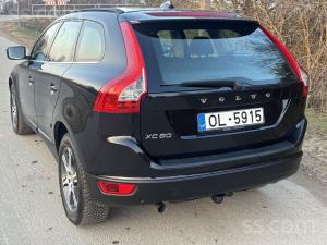 Black Volvo XC60 2010 in Jekabpils, with an engine capacity of 2.00 L and mileage of 290 thousand km for 7800 €, photo 6 on AUTOMOTO.COM.LV