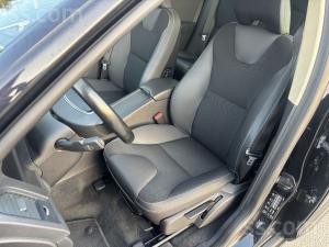 Black Volvo XC60 2010 in Jekabpils, with an engine capacity of 2.00 L and mileage of 290 thousand km for 7800 €, photo 16 on AUTOMOTO.COM.LV