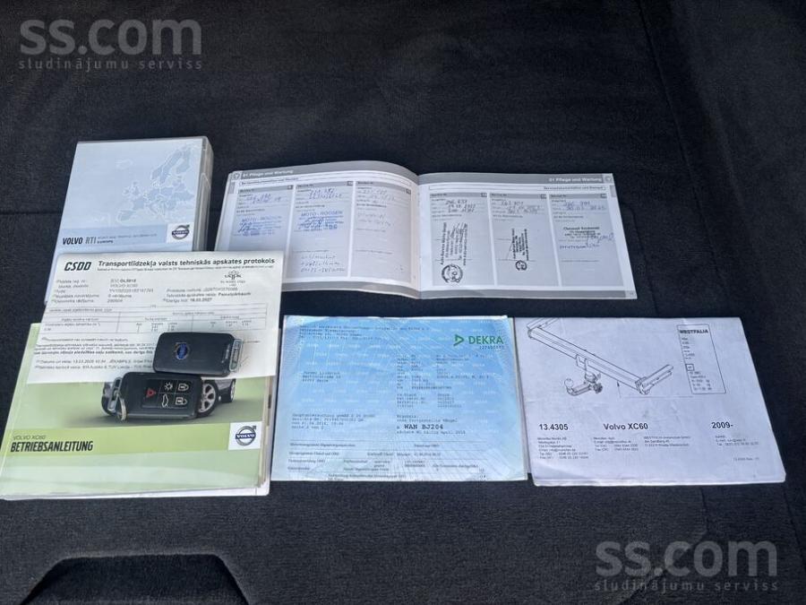 Black Volvo XC60 2010 in Jekabpils, with an engine capacity of 2.00 L and mileage of 290 thousand km for 7800 €, photo 28 on AUTOMOTO.COM.LV