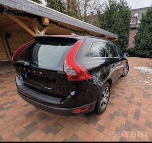 Black Volvo XC60 2010 in Jekabpils, with an engine capacity of 2.00 L and mileage of 290 thousand km for 7800 €, photo 29 on AUTOMOTO.COM.LV