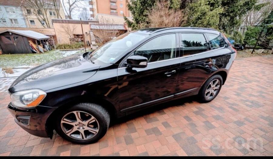 Black Volvo XC60 2010 in Jekabpils, with an engine capacity of 2.00 L and mileage of 290 thousand km for 7800 €, photo 30 on AUTOMOTO.COM.LV