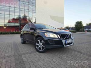 Melns Volvo XC60 2010 Rēzekne, ar dzinēja tilpumu 2.40 L un nobraukumu 327 tūkst. km par 9750 €, foto 3 vietnē AUTOMOTO.COM.LV