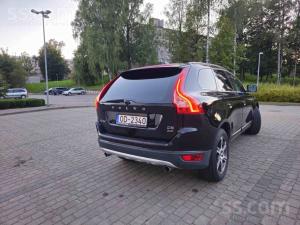 Melns Volvo XC60 2010 Rēzekne, ar dzinēja tilpumu 2.40 L un nobraukumu 327 tūkst. km par 9750 €, foto 8 vietnē AUTOMOTO.COM.LV