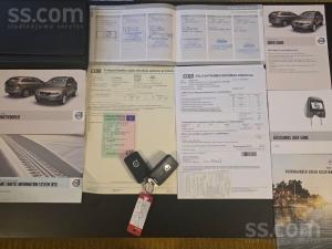 Черный Вольво ХС60 2010 в Рига, объемом двигателя 2.40 л и пробегом 320 тыс. км за 8650 €, фото 36 на AUTOMOTO.COM.LV