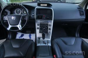 Black Volvo XC60 2010 in Riga, with an engine capacity of 2.40 L and mileage of 267 thousand km for 7990 €, photo 12 on AUTOMOTO.COM.LV