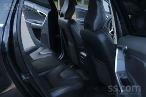 Black Volvo XC60 2010 in Riga, with an engine capacity of 2.40 L and mileage of 267 thousand km for 7990 €, photo 19 on AUTOMOTO.COM.LV