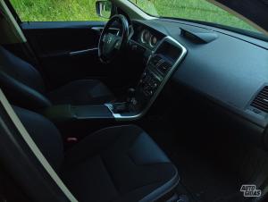 Black Volvo XC60 2010 in Vilnius, with an engine capacity of 2.40 L and mileage of 279 thousand km for 5650 €, photo 11 on AUTOMOTO.COM.LV
