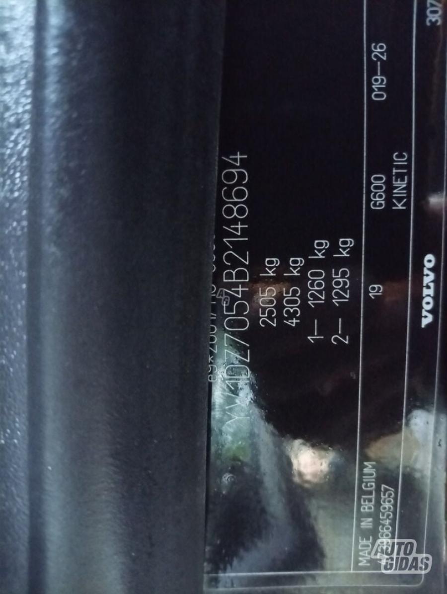 Black Volvo XC60 2010 in Vilnius, with an engine capacity of 2.40 L and mileage of 279 thousand km for 5650 €, photo 13 on AUTOMOTO.COM.LV