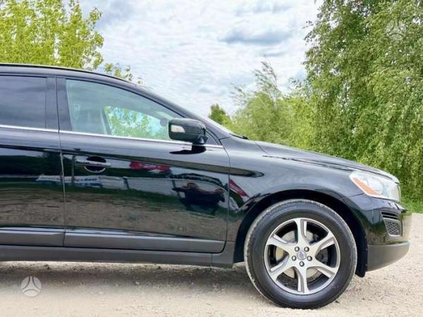 Melns Volvo XC60 2010 Šauļi, ar dzinēja tilpumu 2.40 L un nobraukumu 259 tūkst. km par 11450 €, foto 10 vietnē AUTOMOTO.COM.LV