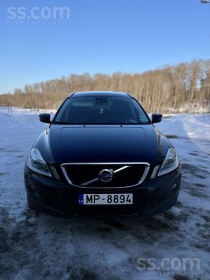 Melns Volvo XC60 2010 Krāslava, ar dzinēja tilpumu 2.40 L un nobraukumu 280 tūkst. km par 8800 €, foto 6 vietnē AUTOMOTO.COM.LV