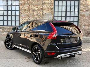 Melns Volvo XC60 2010 Rīga, ar dzinēja tilpumu 2.40 L un nobraukumu 274 tūkst. km par 7480 €, foto 5 vietnē AUTOMOTO.COM.LV