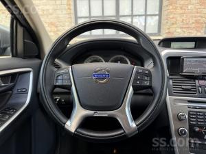Melns Volvo XC60 2010 Rīga, ar dzinēja tilpumu 2.40 L un nobraukumu 274 tūkst. km par 7480 €, foto 16 vietnē AUTOMOTO.COM.LV