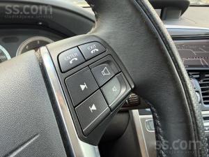 Melns Volvo XC60 2010 Rīga, ar dzinēja tilpumu 2.40 L un nobraukumu 274 tūkst. km par 7480 €, foto 18 vietnē AUTOMOTO.COM.LV