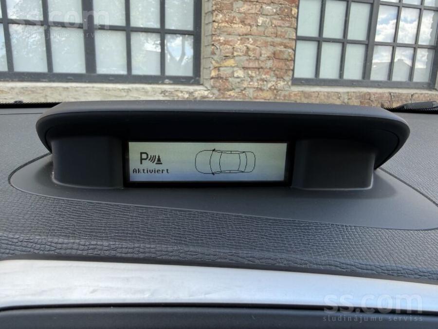 Melns Volvo XC60 2010 Rīga, ar dzinēja tilpumu 2.40 L un nobraukumu 274 tūkst. km par 7480 €, foto 21 vietnē AUTOMOTO.COM.LV