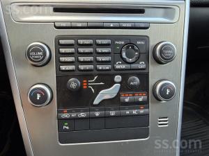 Melns Volvo XC60 2010 Rīga, ar dzinēja tilpumu 2.40 L un nobraukumu 274 tūkst. km par 7480 €, foto 23 vietnē AUTOMOTO.COM.LV