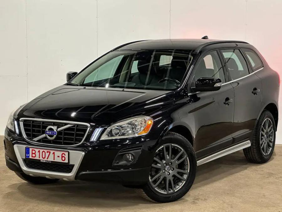 Black Volvo XC60 2010 in Jurmala, with an engine capacity of 2.40 L and mileage of 313 thousand km for 8995 €, photo 1 on AUTOMOTO.COM.LV