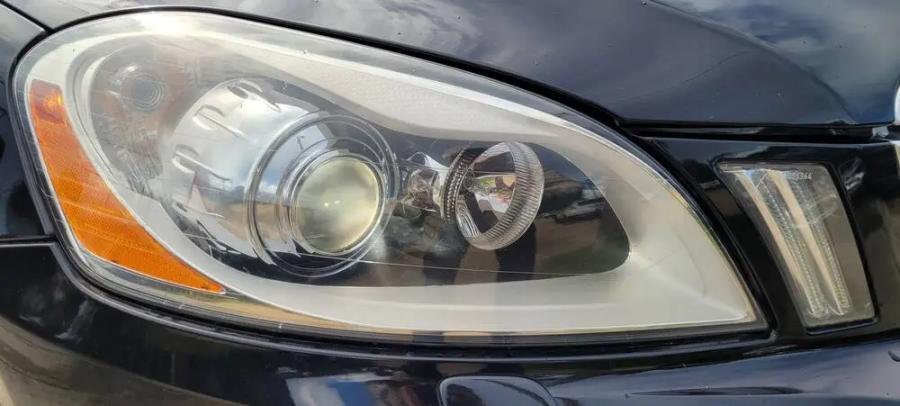 Melns Volvo XC60 2010 Rīga, ar dzinēja tilpumu 2.40 L un nobraukumu 234 tūkst. km par 9990 €, foto 5 vietnē AUTOMOTO.COM.LV