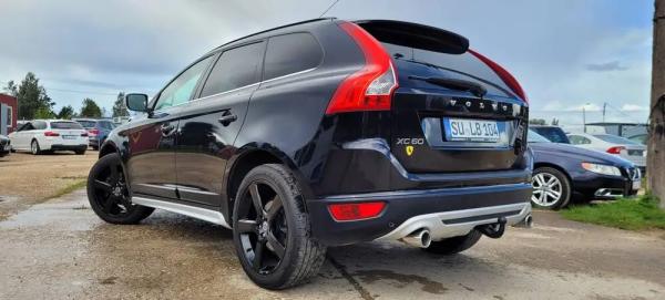 Melns Volvo XC60 2010 Rīga, ar dzinēja tilpumu 2.40 L un nobraukumu 234 tūkst. km par 9990 €, foto 7 vietnē AUTOMOTO.COM.LV