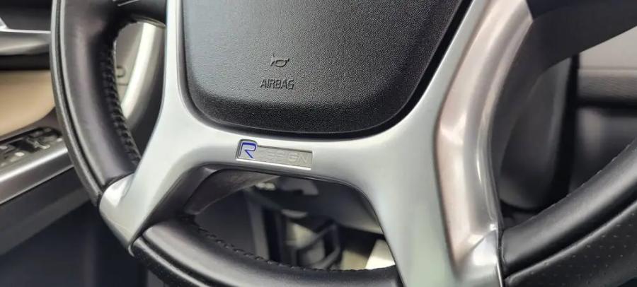 Melns Volvo XC60 2010 Rīga, ar dzinēja tilpumu 2.40 L un nobraukumu 234 tūkst. km par 9990 €, foto 20 vietnē AUTOMOTO.COM.LV