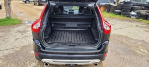 Melns Volvo XC60 2010 Rīga, ar dzinēja tilpumu 2.40 L un nobraukumu 234 tūkst. km par 9990 €, foto 28 vietnē AUTOMOTO.COM.LV