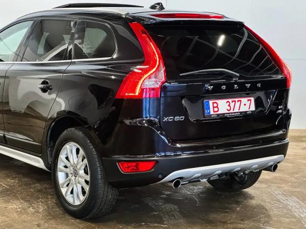 Melns Volvo XC60 2010 Jūrmala, ar dzinēja tilpumu 2.40 L un nobraukumu 259 tūkst. km par 10495 €, foto 8 vietnē AUTOMOTO.COM.LV