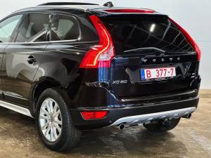Black Volvo XC60 2010 in Jurmala, with an engine capacity of 2.40 L and mileage of 259 thousand km for 10495 €, photo 9 on AUTOMOTO.COM.LV