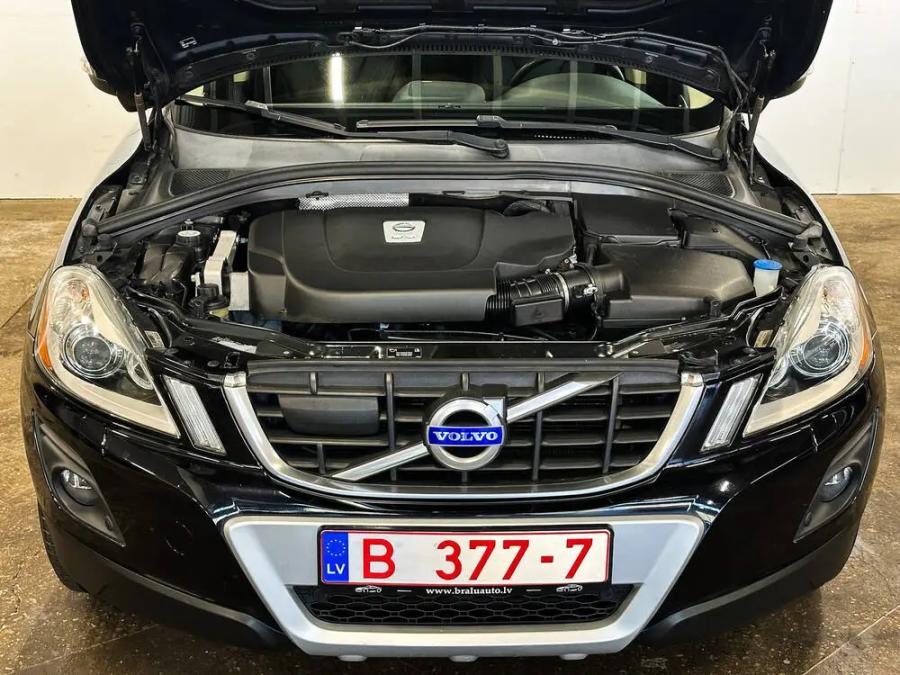 Black Volvo XC60 2010 in Jurmala, with an engine capacity of 2.40 L and mileage of 259 thousand km for 10495 €, photo 47 on AUTOMOTO.COM.LV