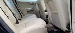 Melns Volvo XC60 2010 Rīga, ar dzinēja tilpumu 2.40 L un nobraukumu 241 tūkst. km par 10500 €, foto 24 vietnē AUTOMOTO.COM.LV