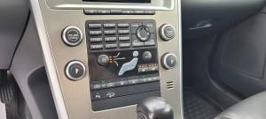 Melns Volvo XC60 2010 Rīga, ar dzinēja tilpumu 2.40 L un nobraukumu 310 tūkst. km par 9900 €, foto 26 vietnē AUTOMOTO.COM.LV