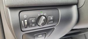 Melns Volvo XC60 2010 Rīga, ar dzinēja tilpumu 2.40 L un nobraukumu 310 tūkst. km par 9900 €, foto 31 vietnē AUTOMOTO.COM.LV